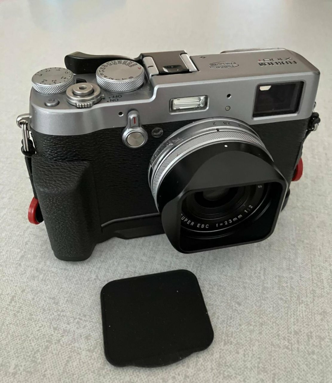 squarehood black |﻿ Fuji X100VI / X100 / X100S / X100T / X100F / X100V / Fuji X70